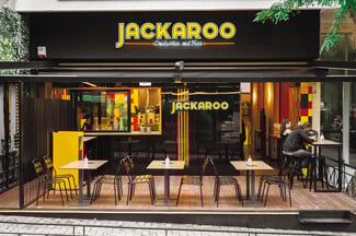Jackaroo: Η επανάσταση του street food έχει το δικό της στέκι στην Κυψέλη | LiFO